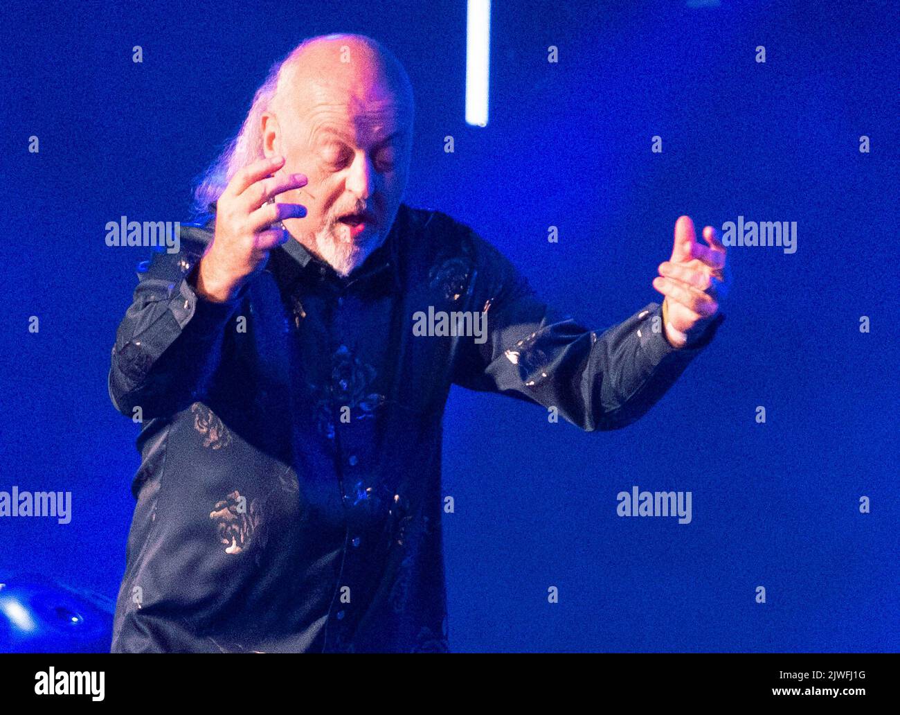 Bill Bailey at the towersey festival claydon house buckinghamshire ... Bill Bailey at the towersey festival claydon house buckinghamshire ...