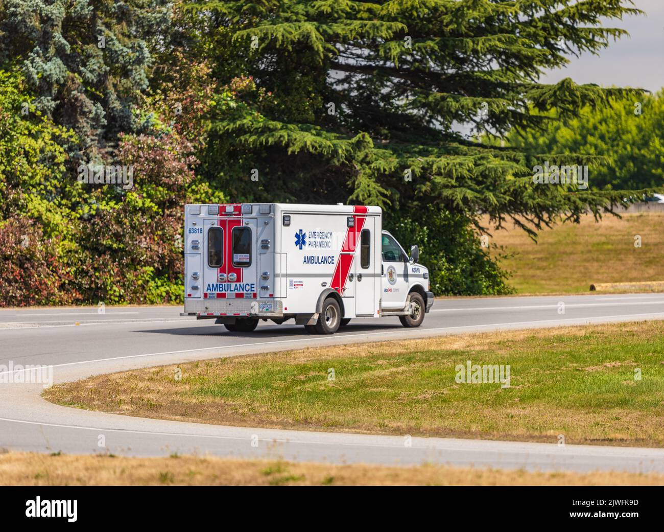 Fast ambulance hi-res stock photography and images - Alamy