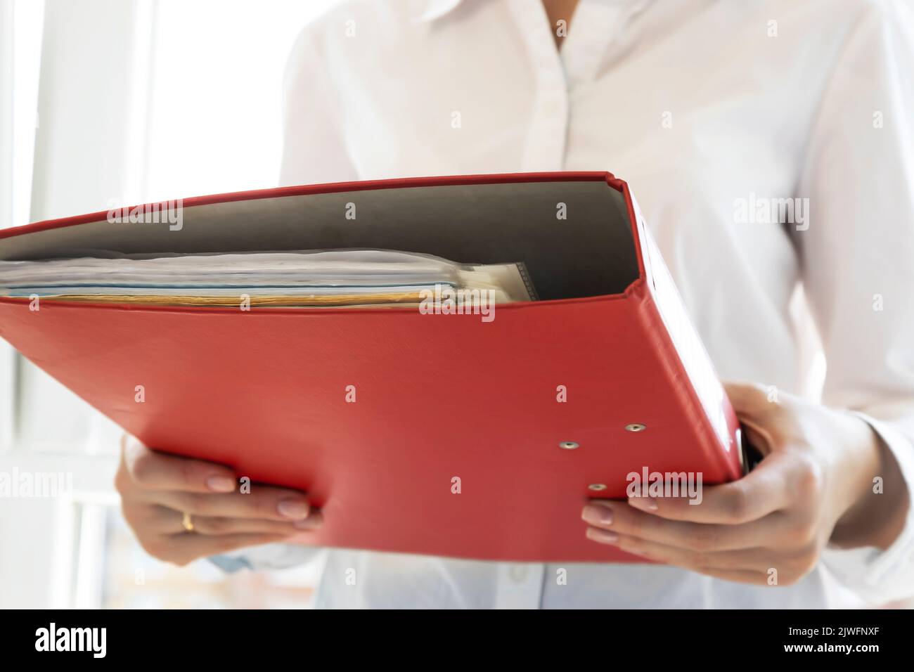 Signature accounting hi-res stock photography and images - Alamy