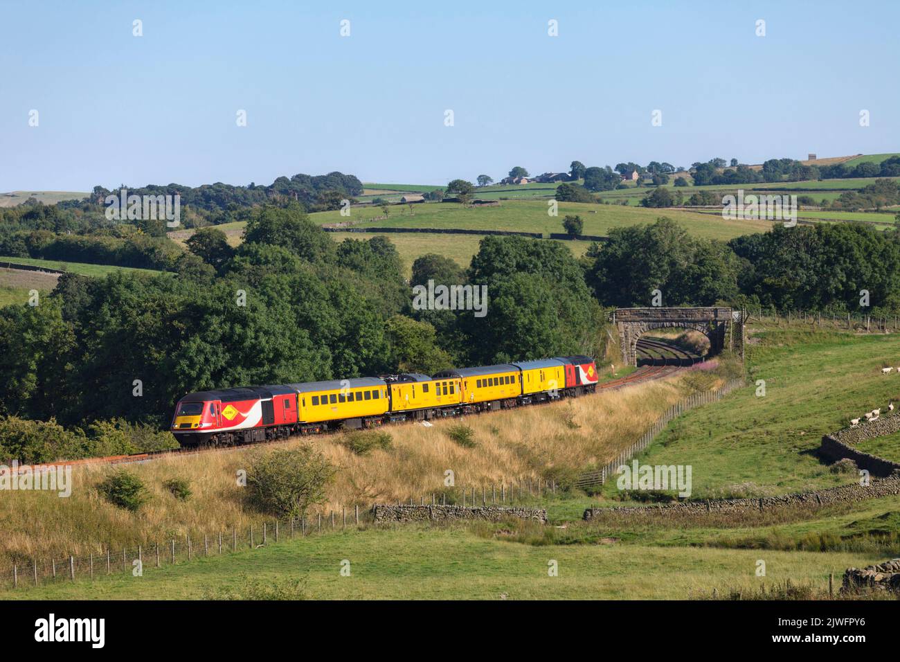 Powered by 2 Colas HST power cars the Network Rail PLPR infrastructure ...