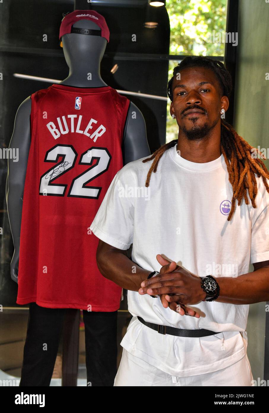 Jimmy Butler and Chris Brickley at NBA Store in Paris Stock Photo - Alamy