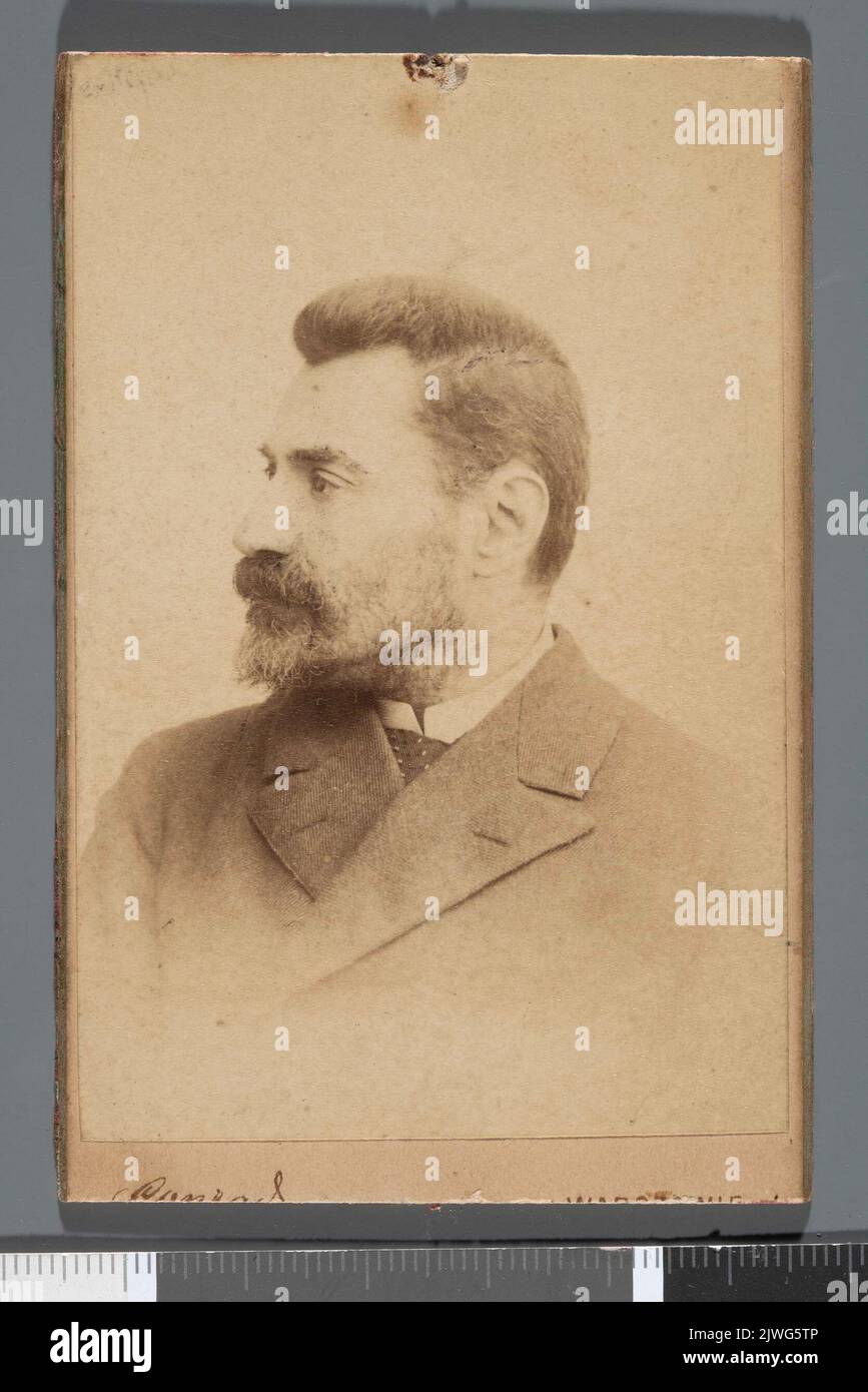 Portrait of a man with a moustache and a beard (bust, profile view ...