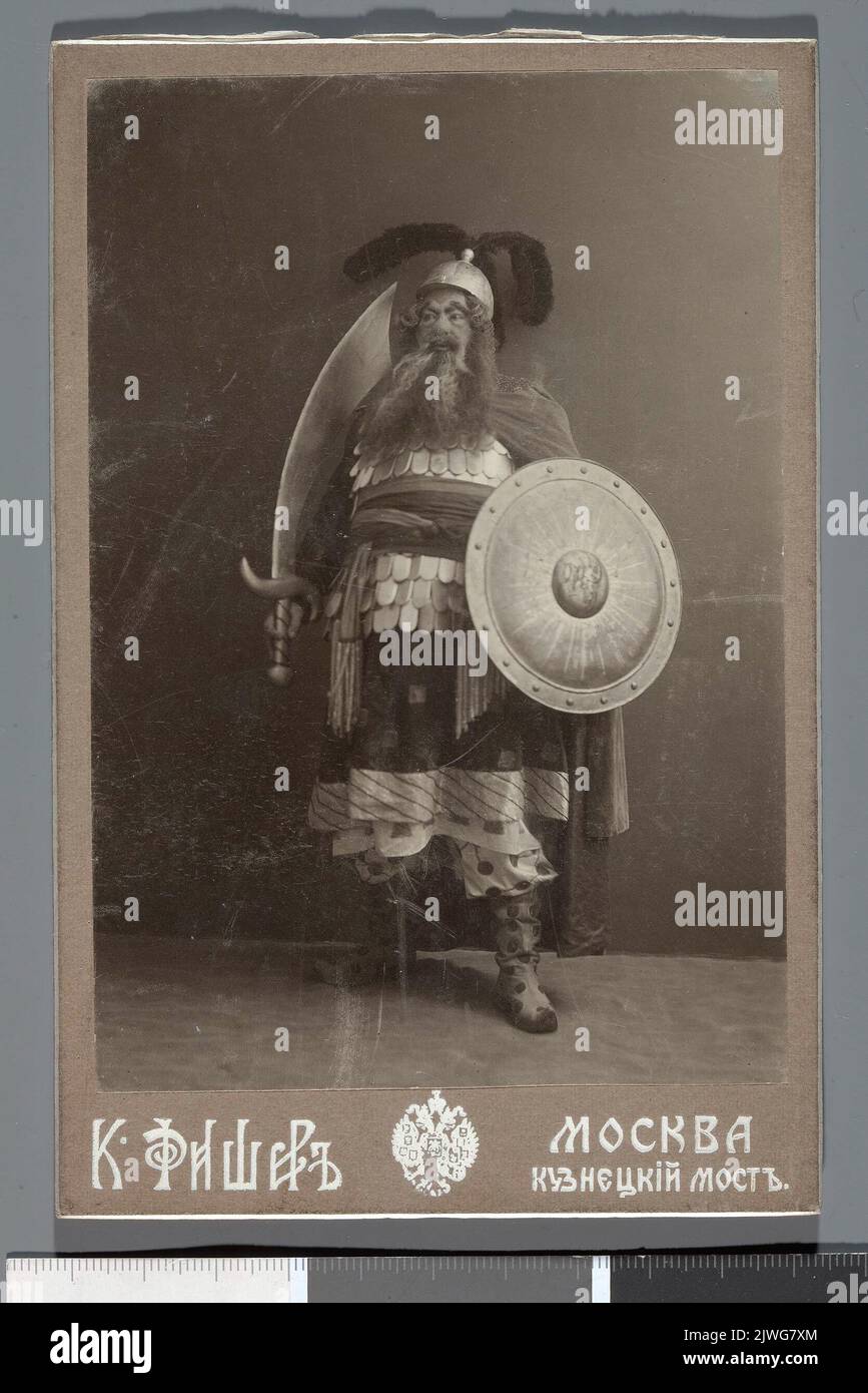 Portrait of actor (singer ?) in stage costume (entire figure). Fiszer ...