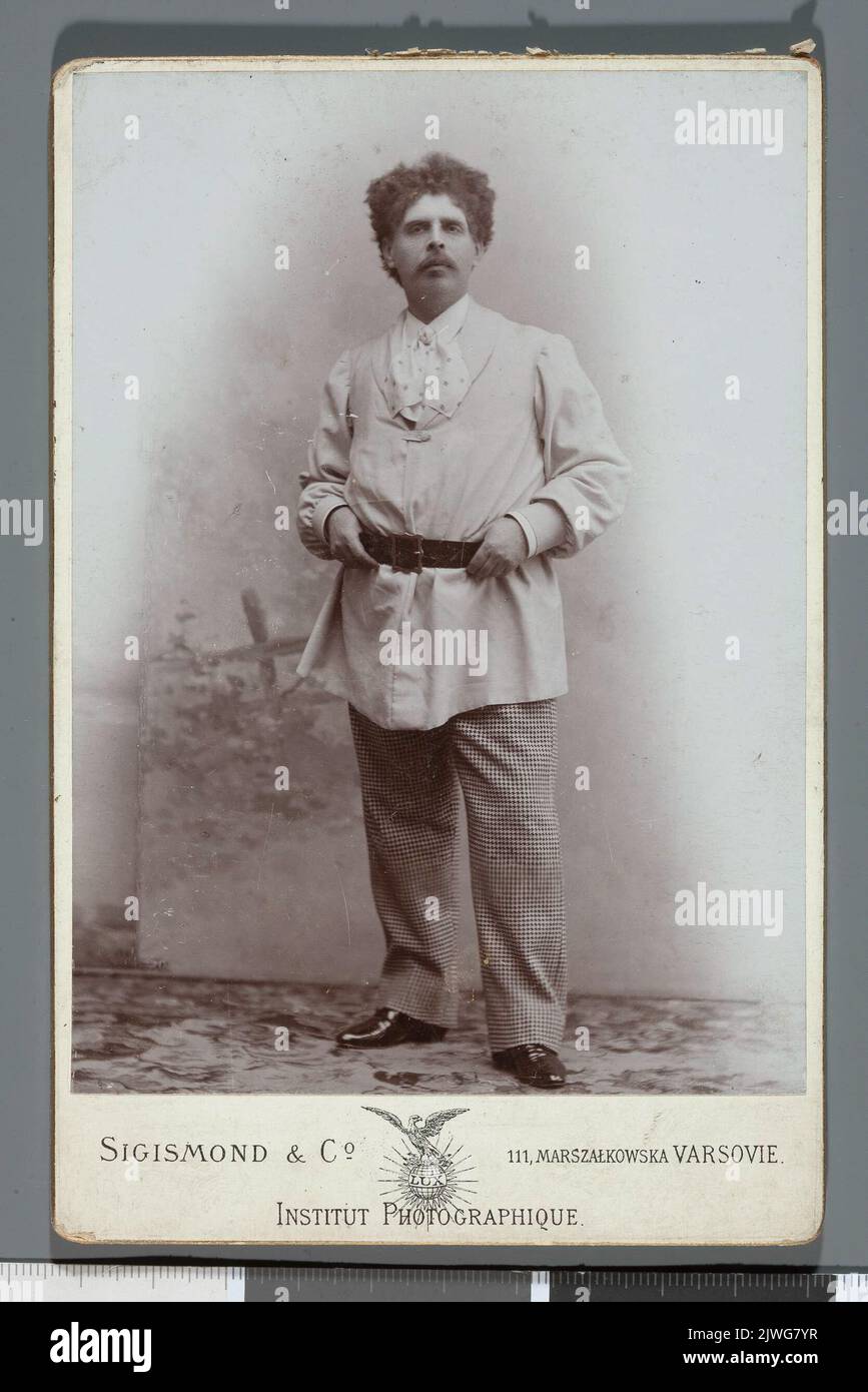 Portrait of an actor in stage costume (entire figure, en face ...