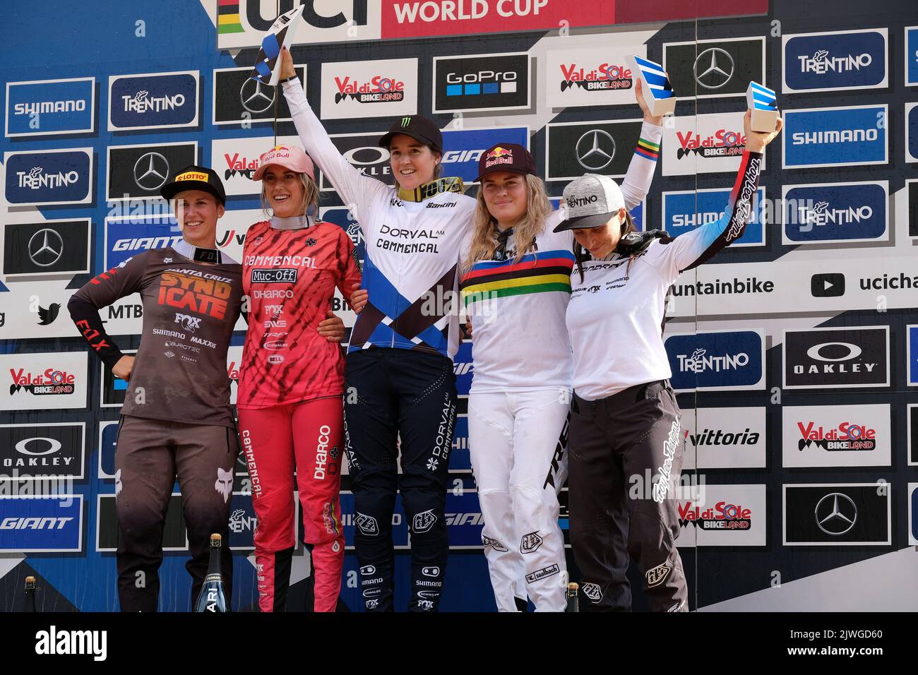 Elite women uci mtb world cup hi-res stock photography and images - Alamy