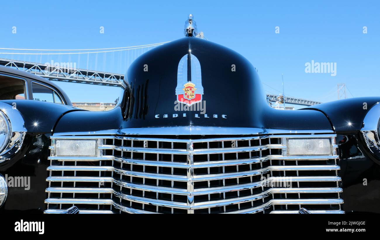 Art deco styled crest logo on the front of a 1941 Cadillac Series 63 ...