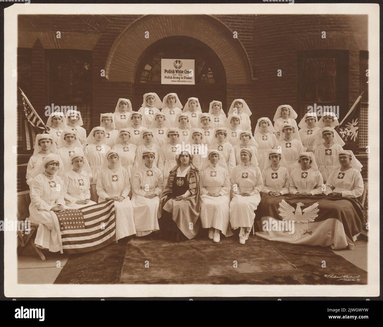 Group portrait of nurses of the Polish White Cross for the Polish Army ...
