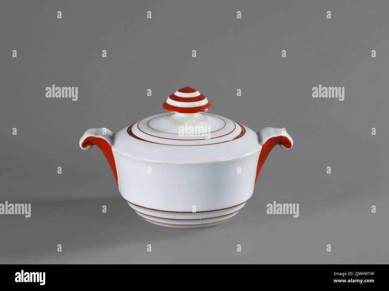 Sugar bowl and cover, ‘Baltic’ model. Marcinek, Bogumił (1904-1940 ...