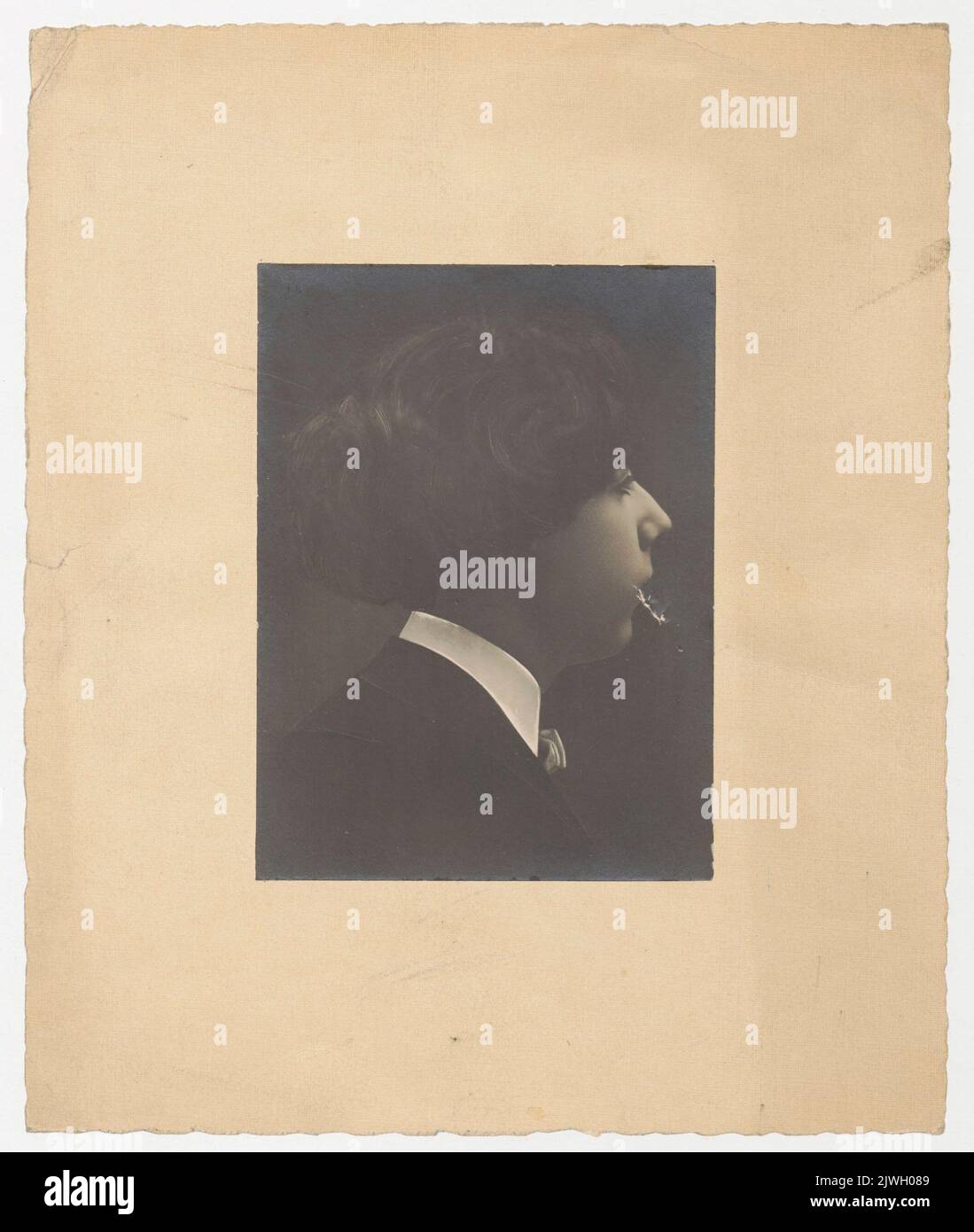 Portrait of a young person (bust, profile view). unknown, photographer ...