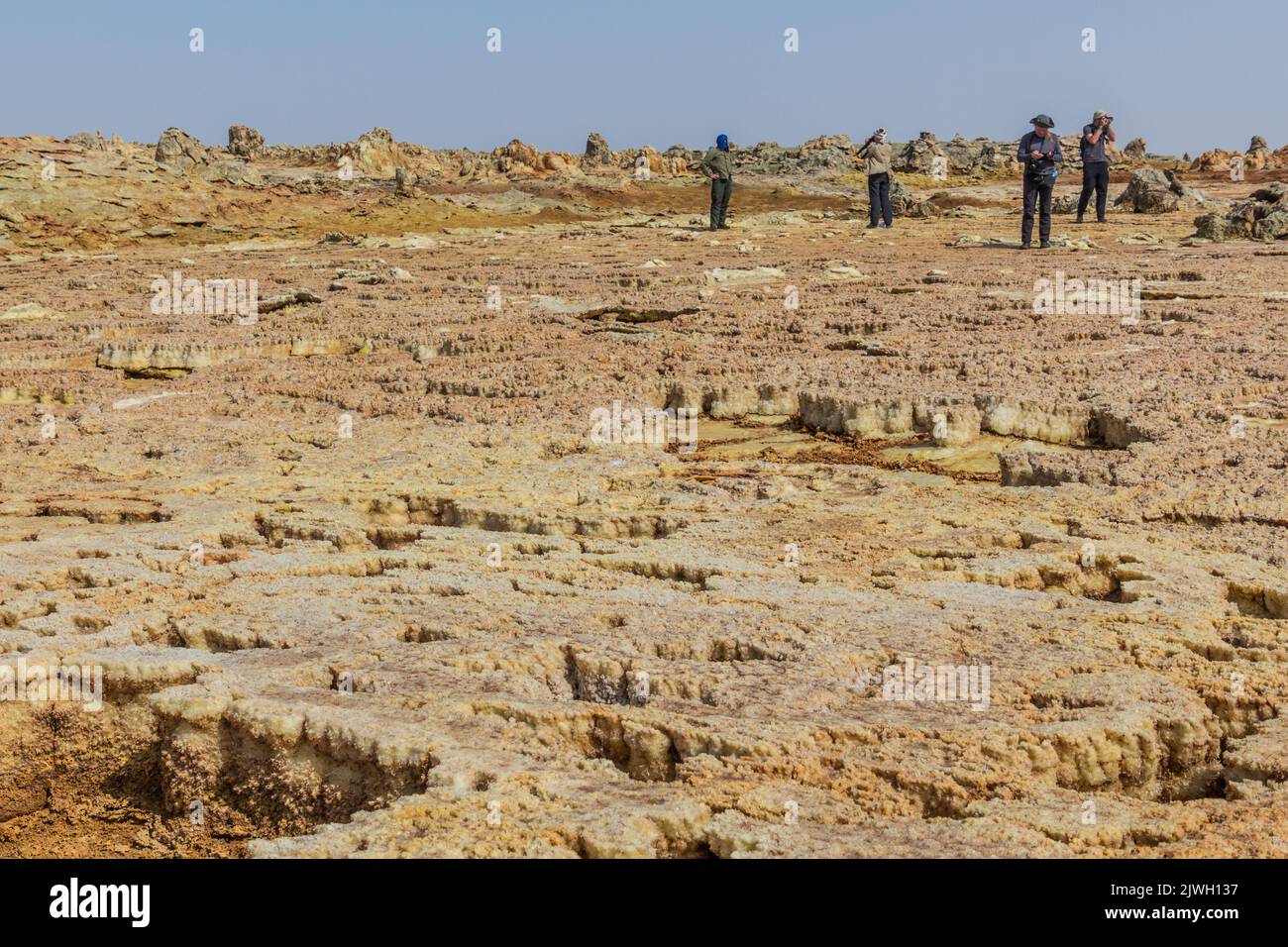 Dallol ethiopia people hi-res stock photography and images - Alamy