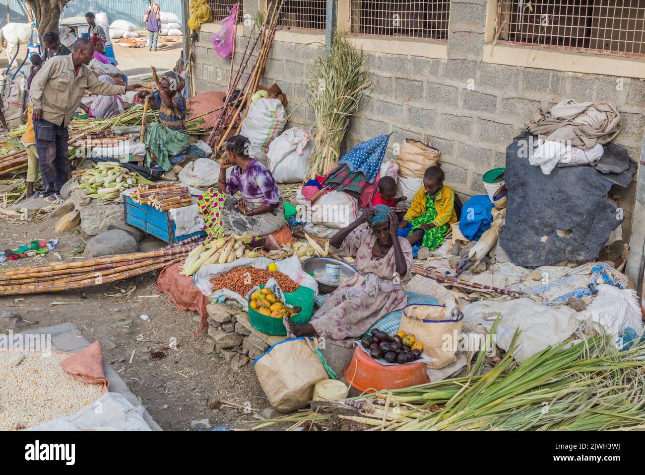 MEKELE, ETHIOPIA - MARCH 27, 2019: Street market in Mekele, Ethiopia ...