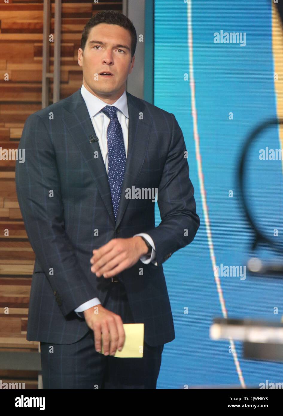 September 05, 2022 Will Reeves on the set of Good Morning America in ...