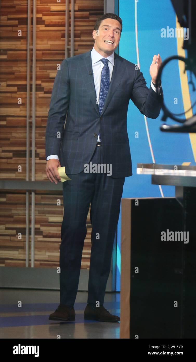 September 05, 2022 Will Reeves on the set of Good Morning America in ...