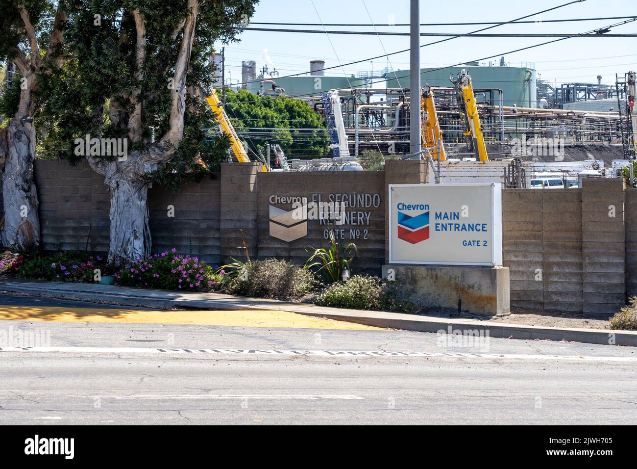 Standard oil products signage hi-res stock photography and images - Alamy