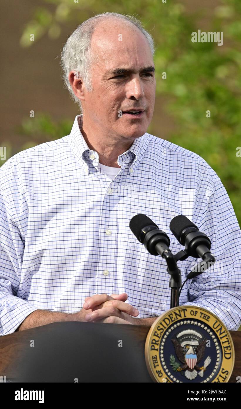 Pittsburgh, United States. 05th Sep, 2022. Senator Bob Casey addresses ...