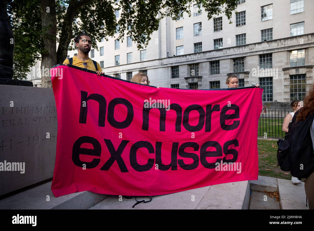 London, UK. 05th Sep, 2022. Protesters from "Don't Pay UK" (DPUK ...