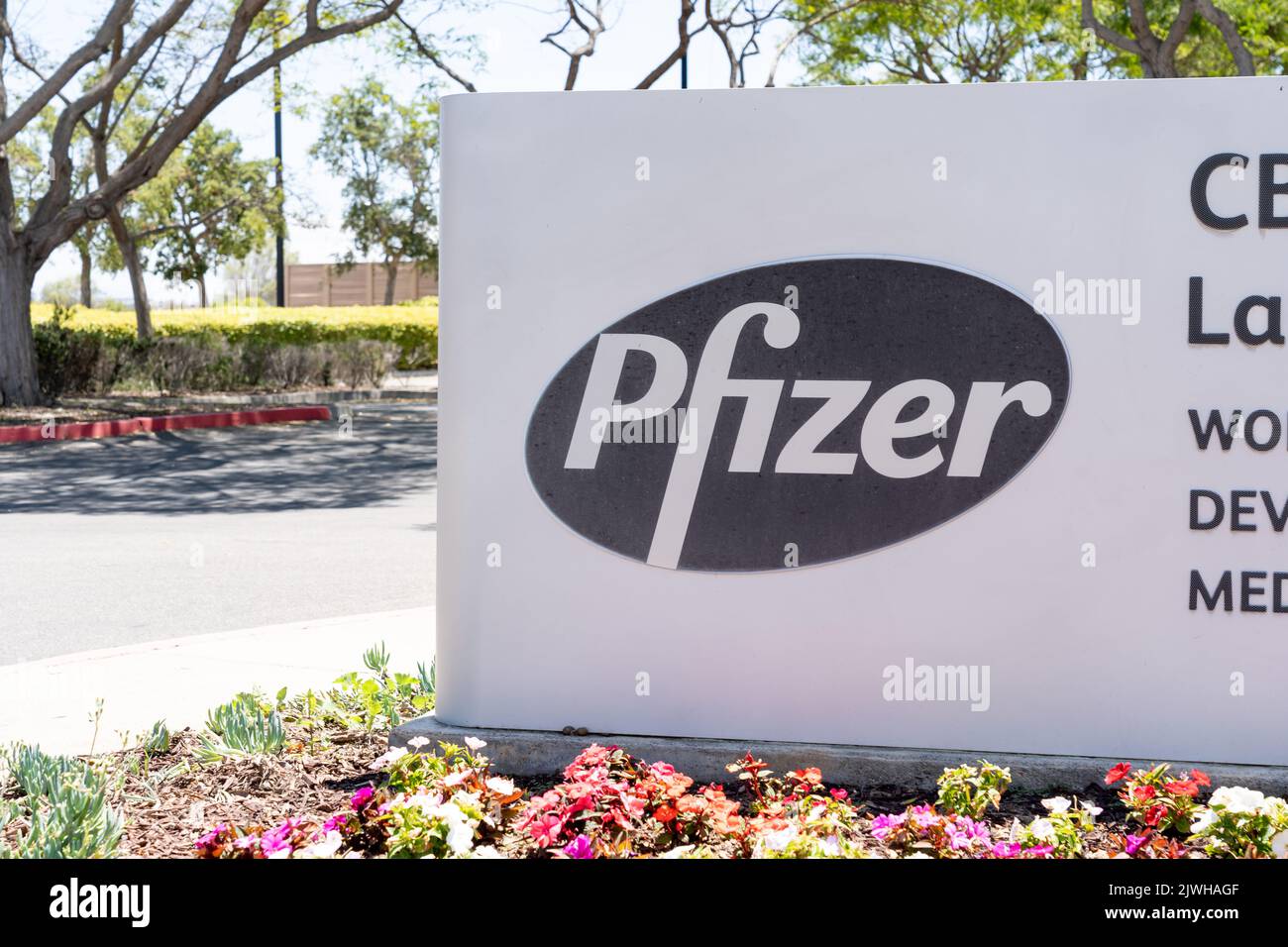 A ground sign outside Pfizer La Jolla campus in La Jolla, CA, USA Stock ...