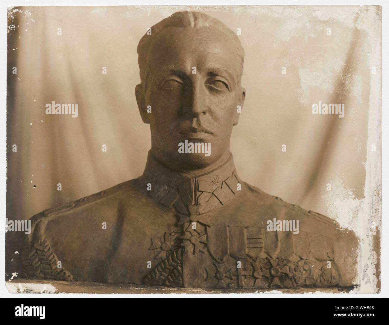 `Popiersie gen. Gustawa Orlicz-Dreszera` [Bust of gen. Gustaw Orlicz ...