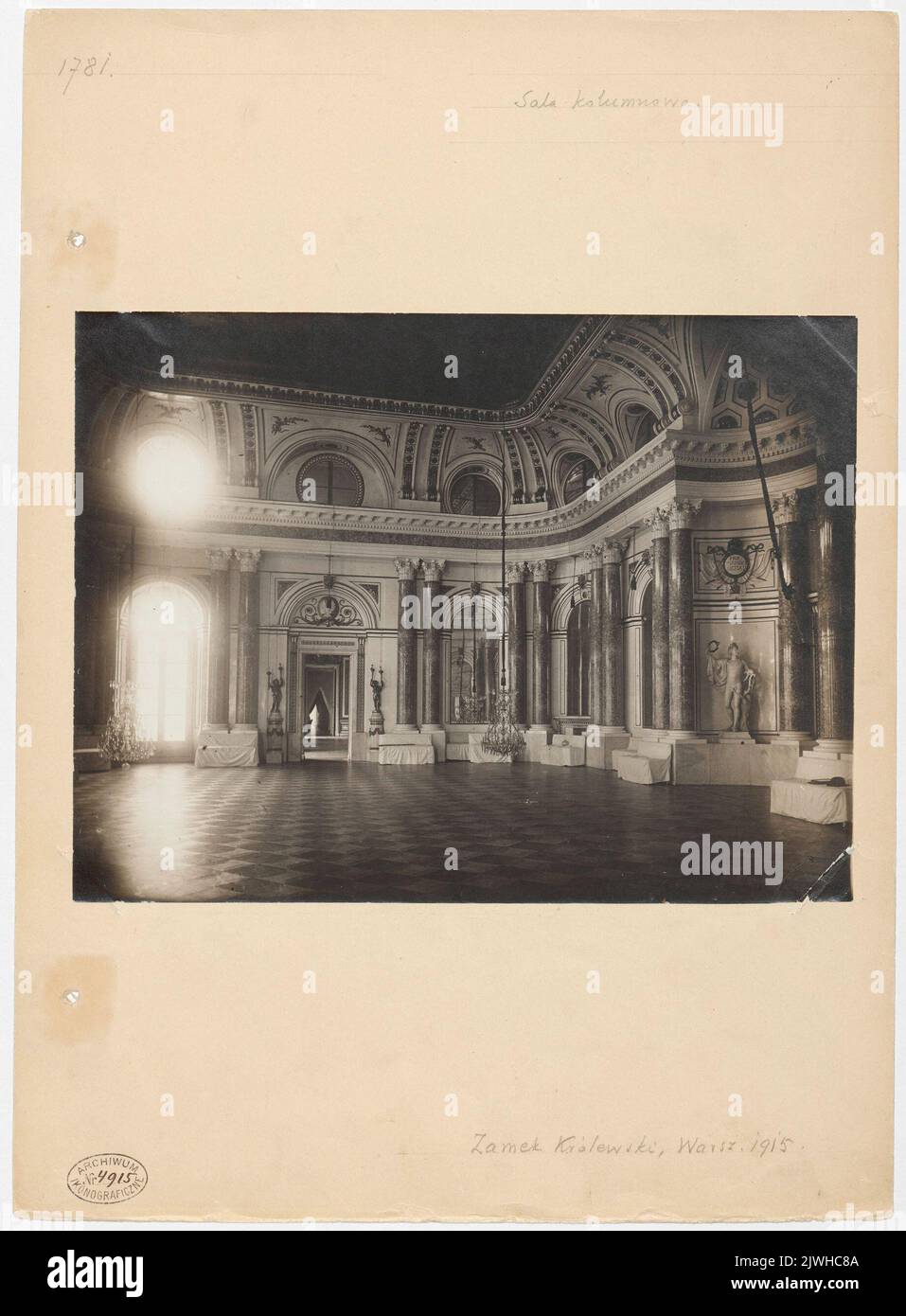 Warsaw. Column (Grand, Ball) Room at the Royal Castle - general view ...