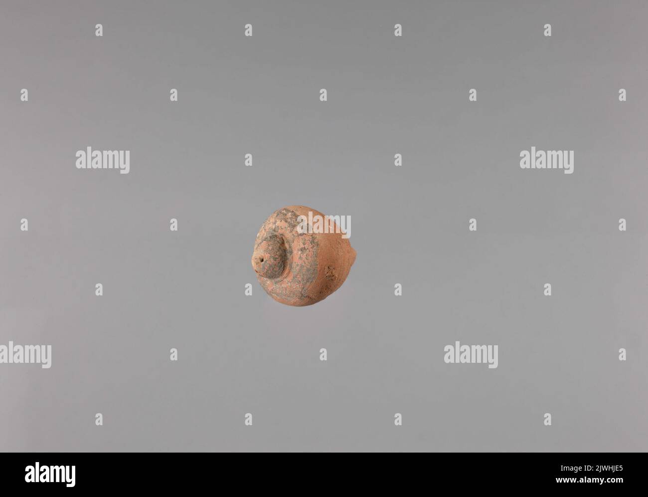 Clay projectiles hi-res stock photography and images - Alamy