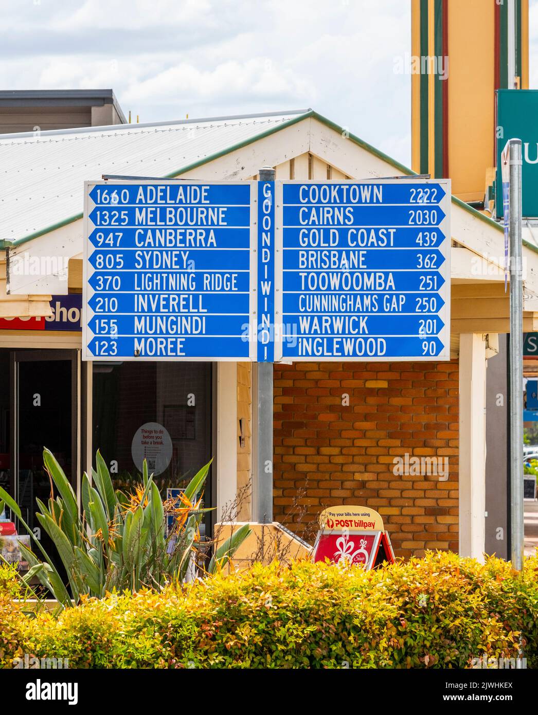 Road signs at goondiwindi, queensland, australia Stock Photo - Alamy