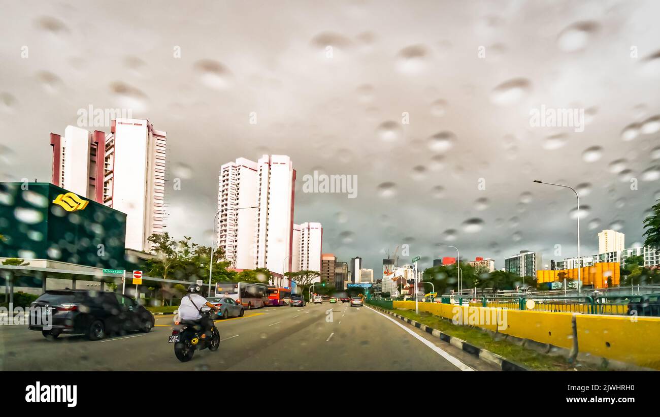 Heavy raining in singapore city hi-res stock photography and images - Alamy