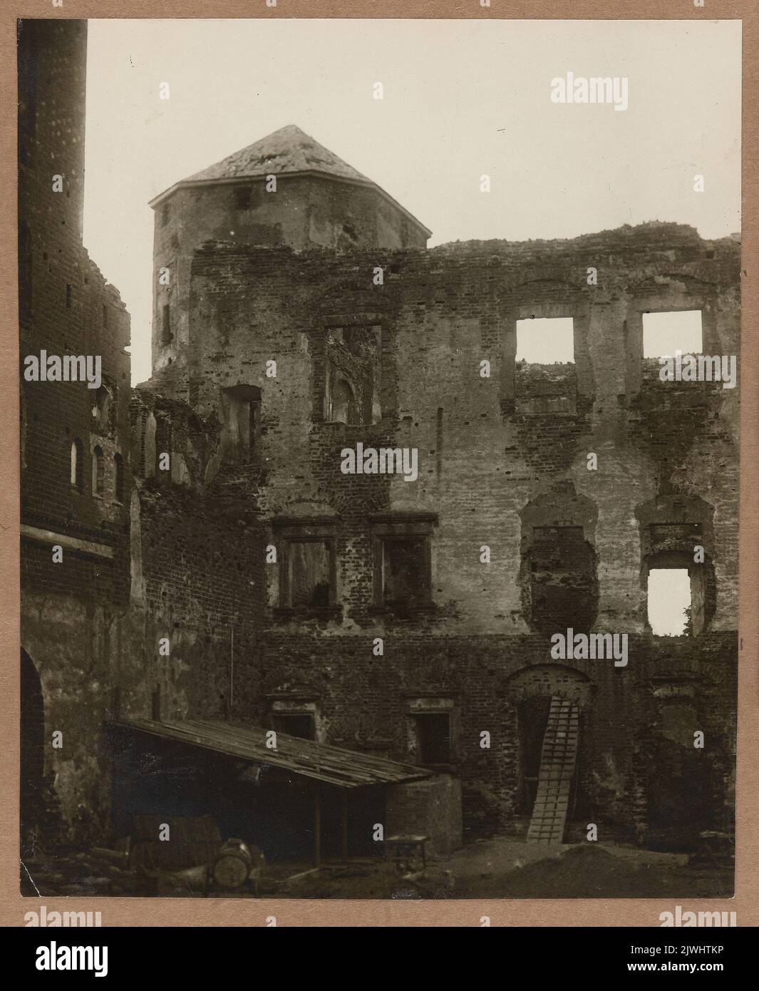 Mir castle interior hi-res stock photography and images - Alamy