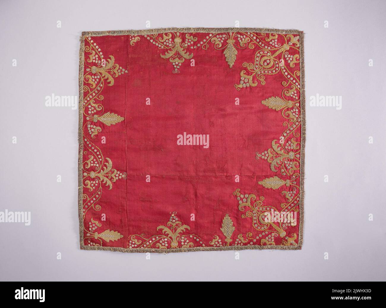 Altar veil hi-res stock photography and images - Alamy