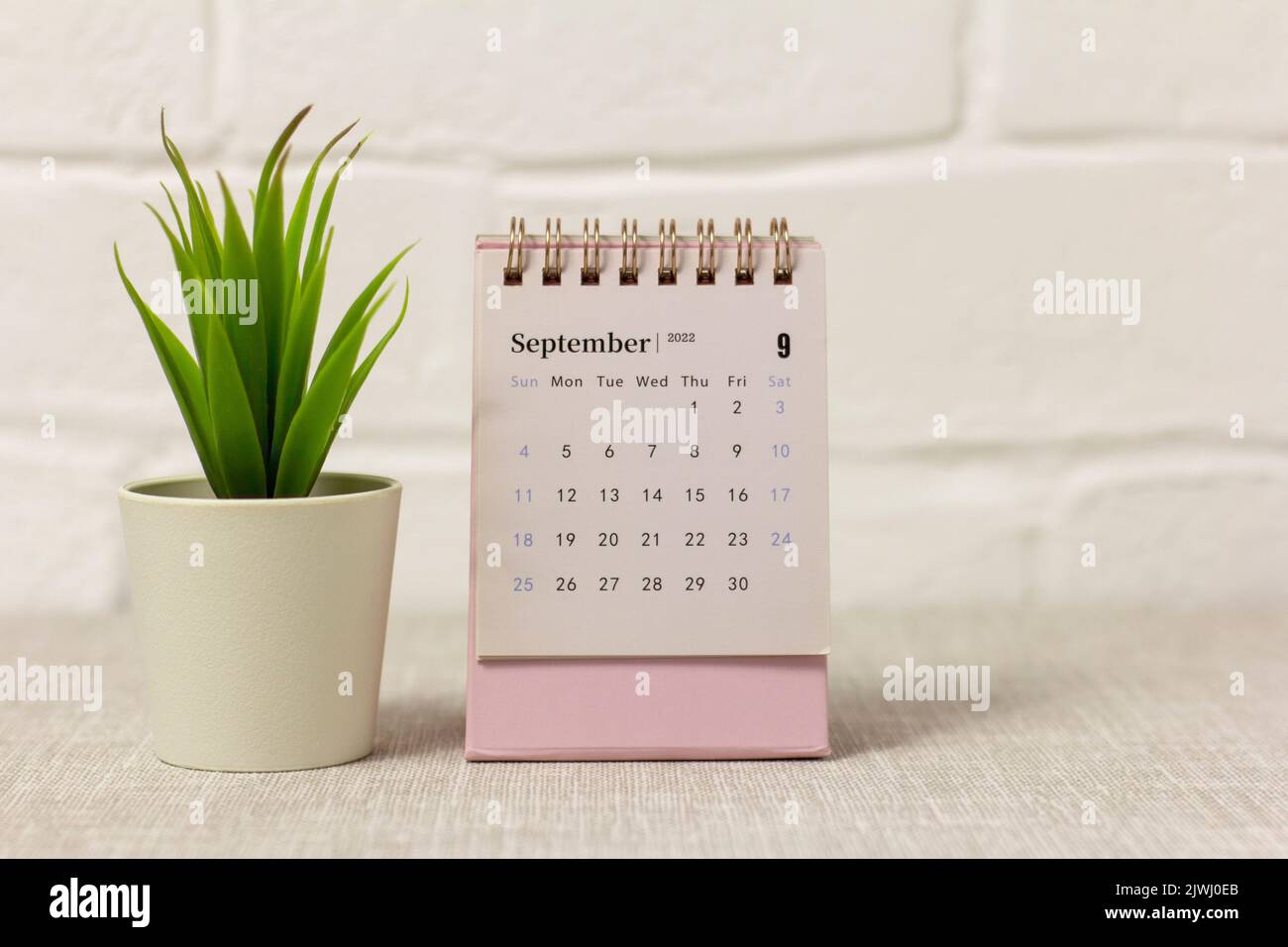 Desktop calendar for September 2022. Desktop calendar for time planning ...