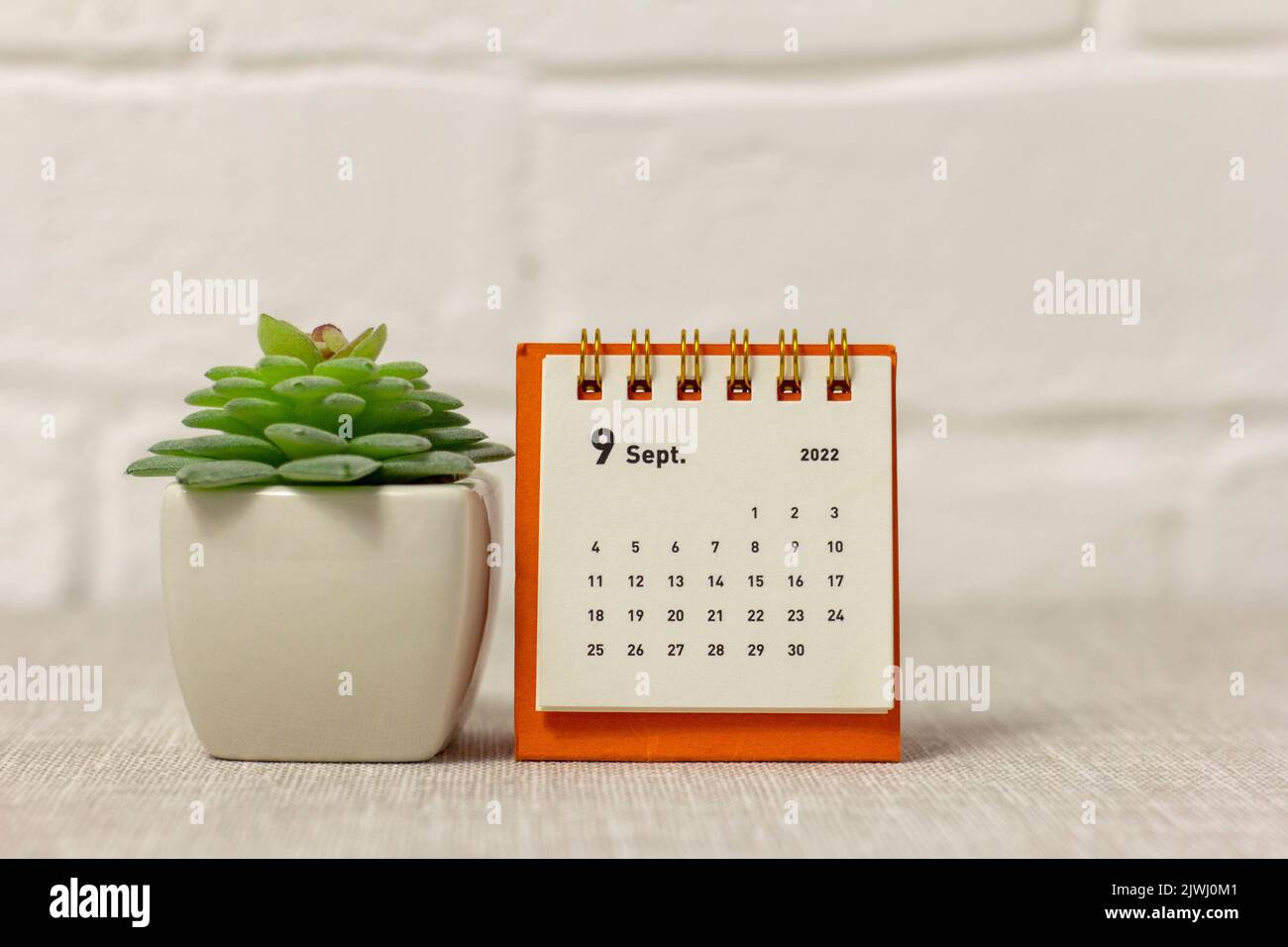 Hello September.Desktop calendar for September 2022 Stock Photo - Alamy