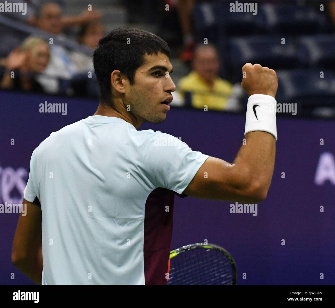 2022 us open tennis action hi-res stock photography and images - Alamy