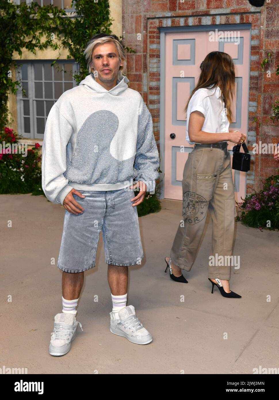 Dior Fashion week: David Beckham, Cruz Beckham, Naomi Campbell, Jessica ...