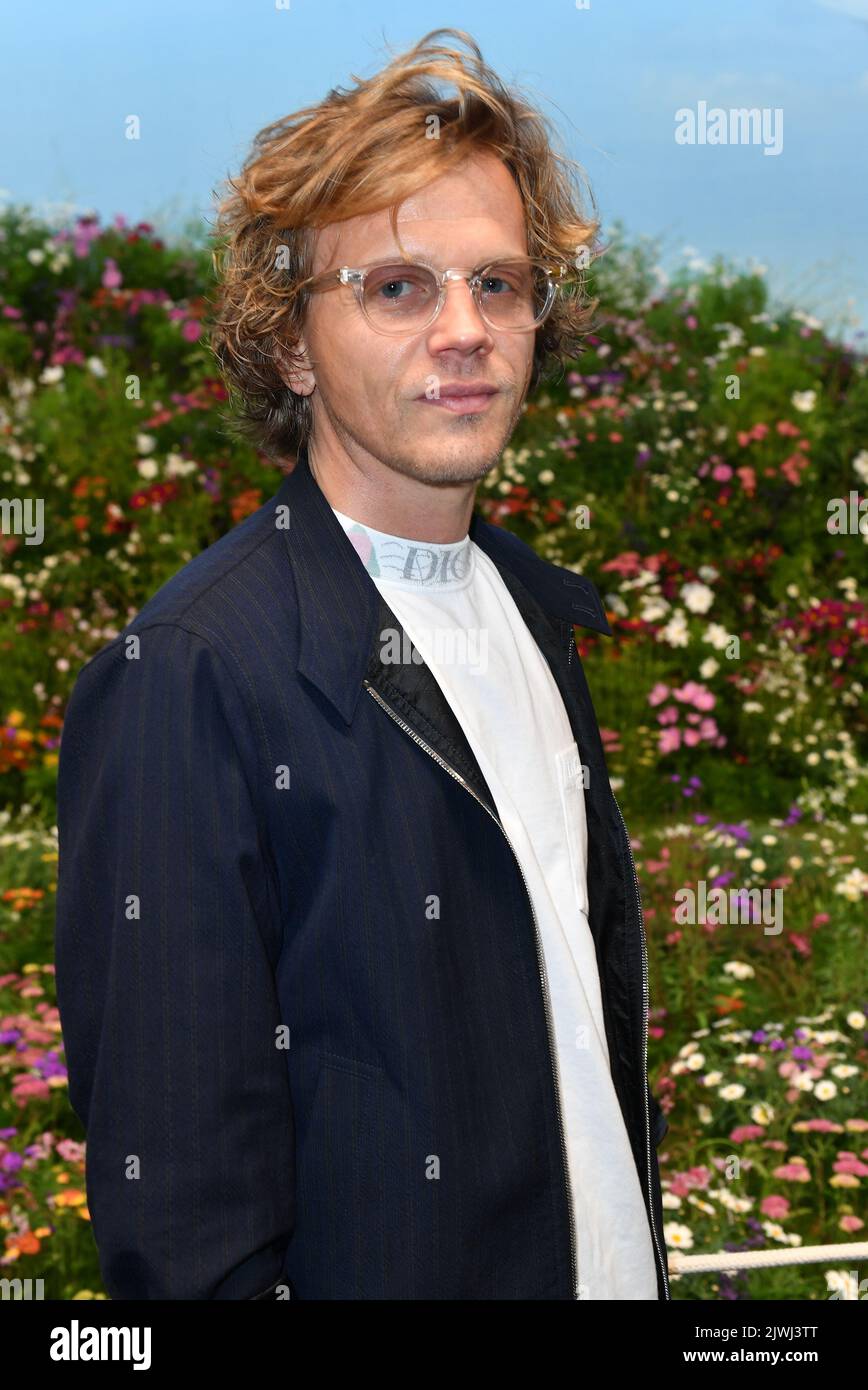 Dior Fashion week: David Beckham, Cruz Beckham, Naomi Campbell, Jessica ...