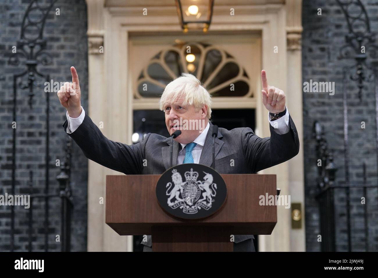 Outgoing Prime Minister Boris Johnson makes a speech outside 10 Downing ...