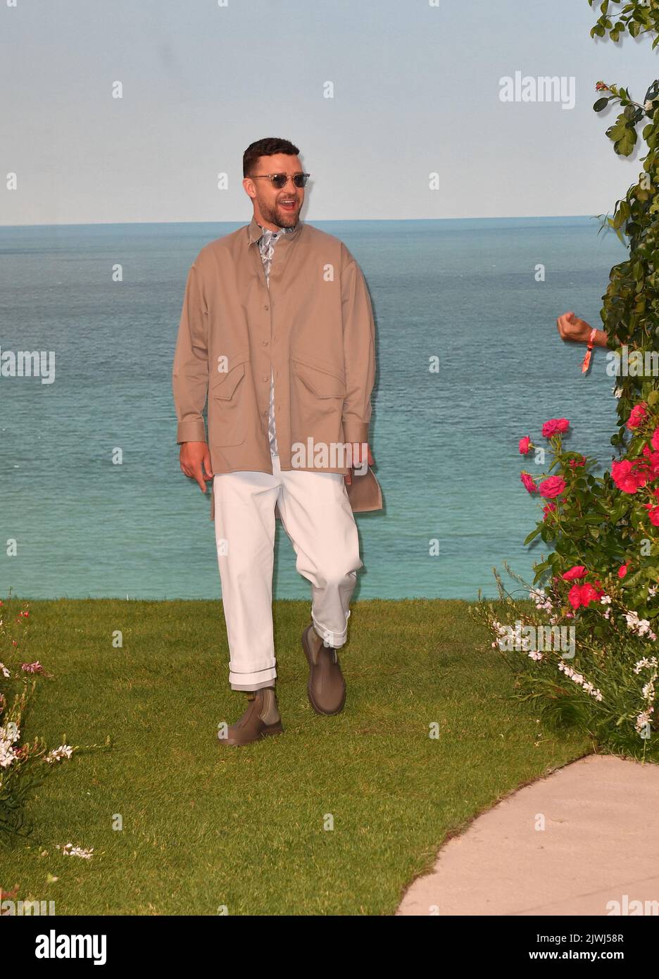 Dior Fashion week: David Beckham, Cruz Beckham, Naomi Campbell, Jessica ...