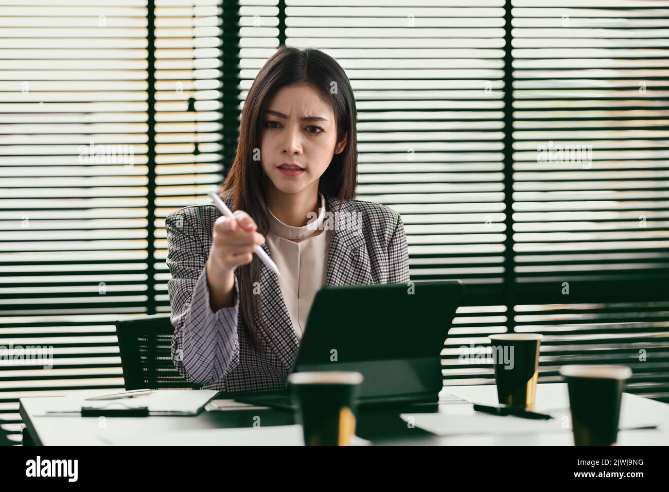 Boss scolding his employees hi-res stock photography and images - Alamy