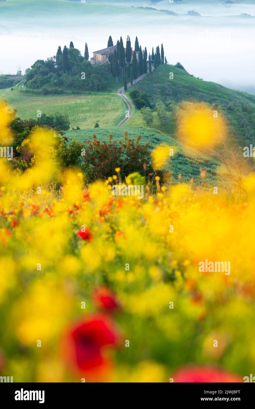 Romantic tuscany hi-res stock photography and images - Alamy