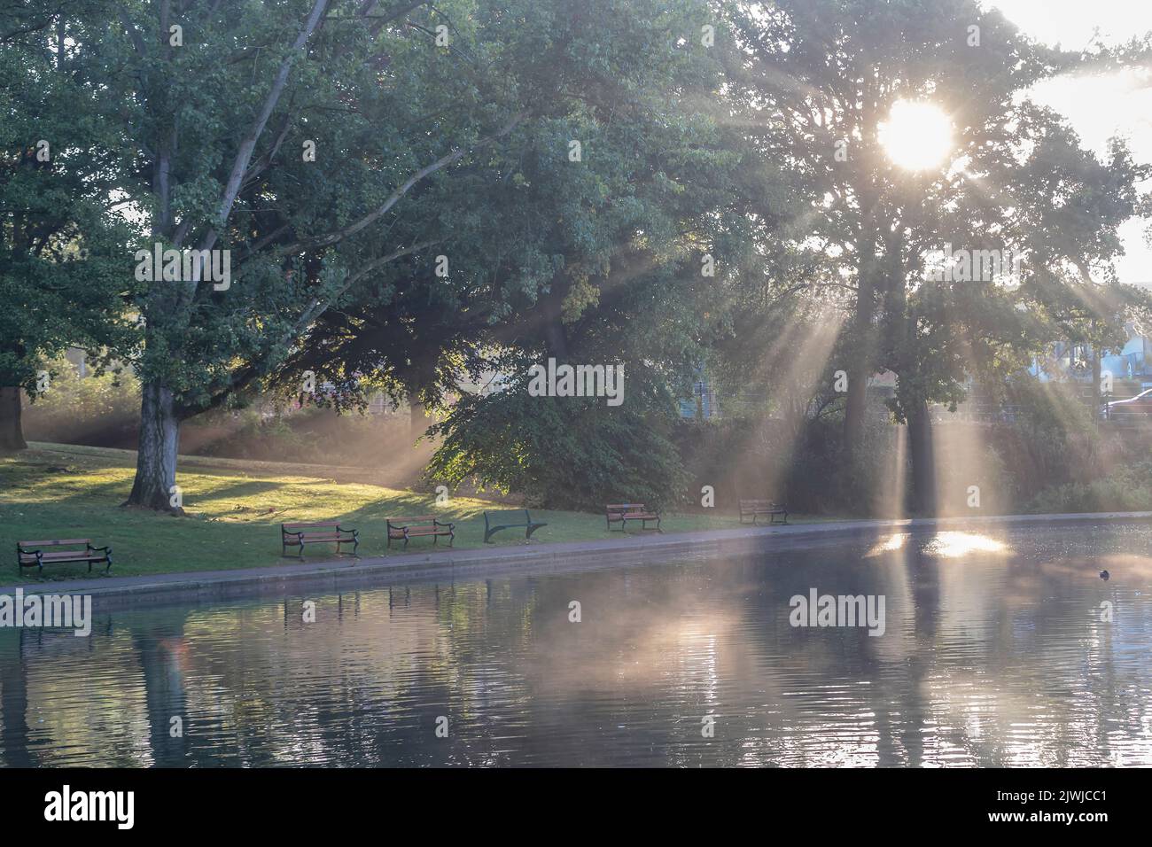 Northampton, UK. Weather. 6th September 2022. A misty start to the day ...
