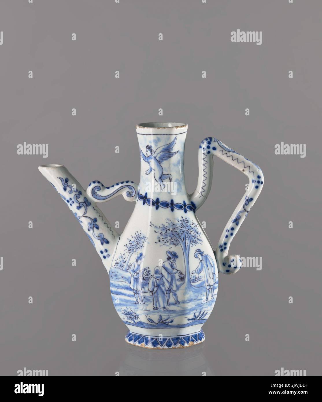Small vinegar jug. De Porceleyne Claeuw, Delft (wytwórnia fajansu ...