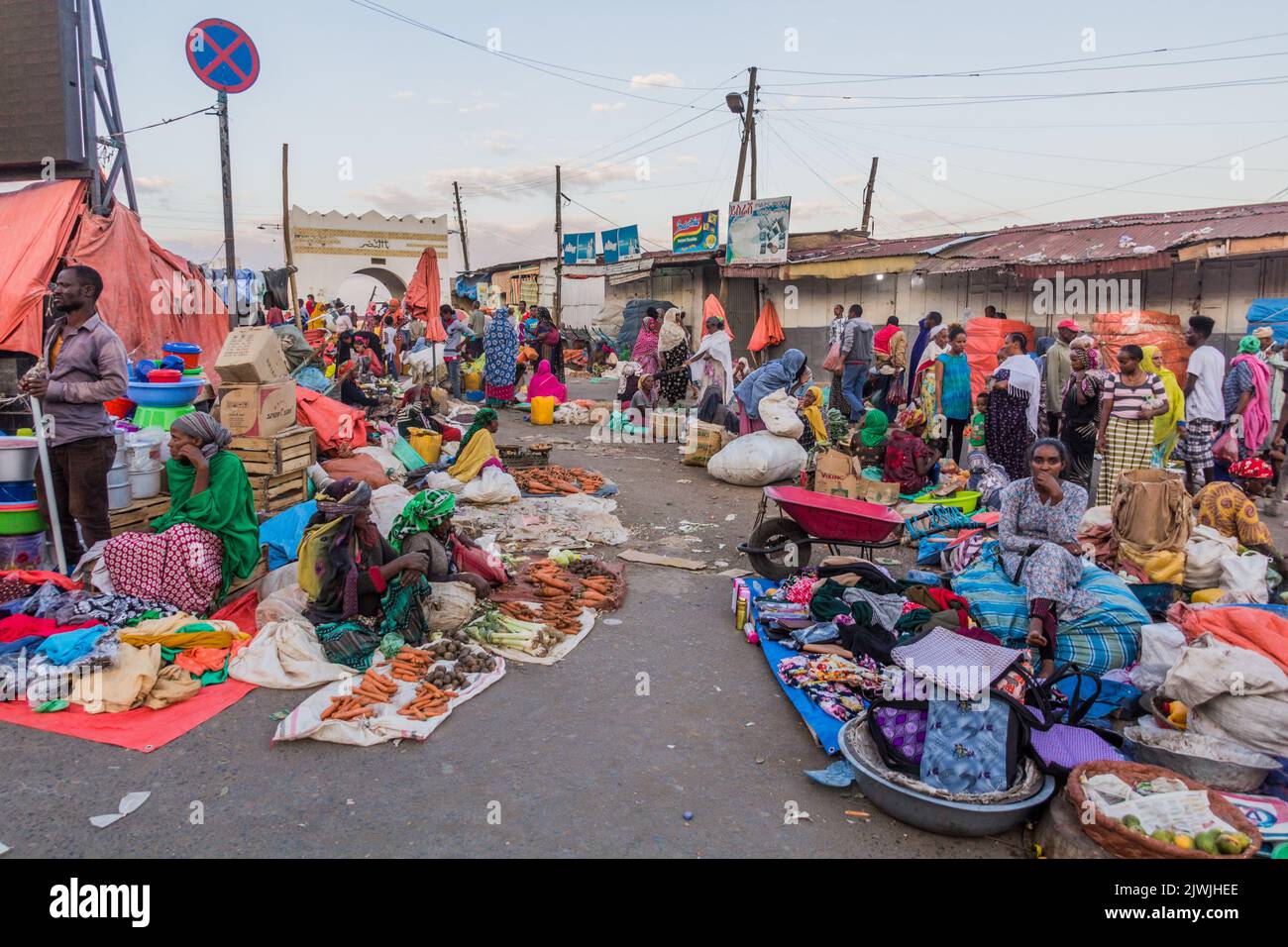 HARAR, ETHIOPIA - APRIL 7, 2019: Street market at Shoa Gate in Harar ...