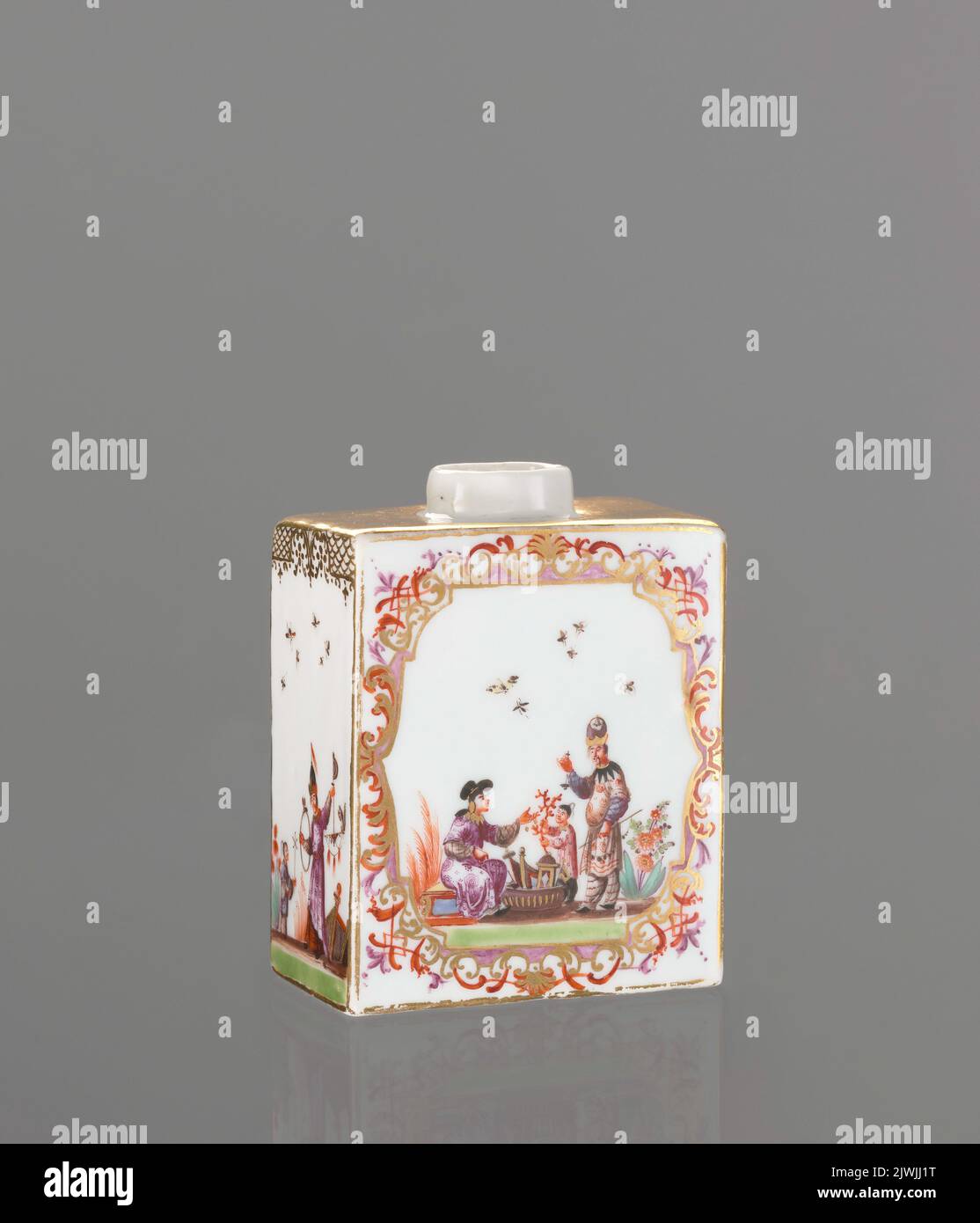 Four-sided tea box with Hoeroldt malerei miniatures. Hoeroldt, Johann ...