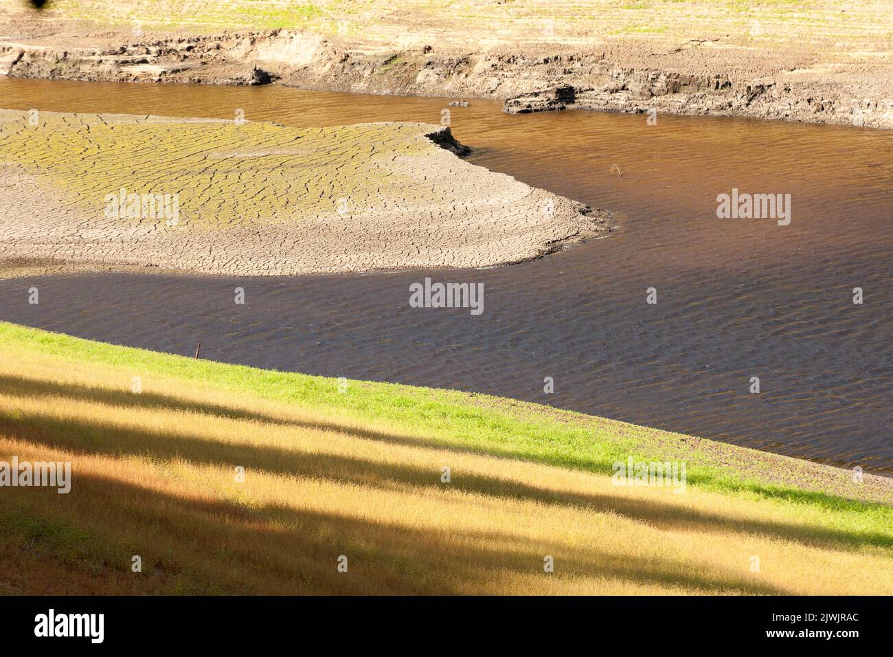 Howden Reservoir reservoir Upper Derwent Valley Derbyshire England ...