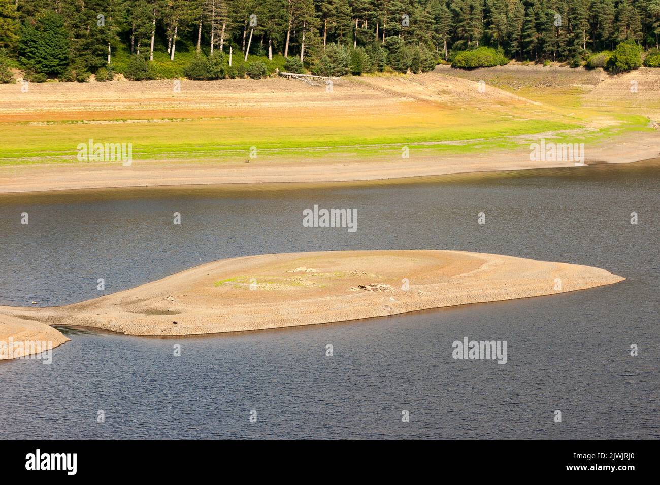 Howden Reservoir reservoir Upper Derwent Valley Derbyshire England ...