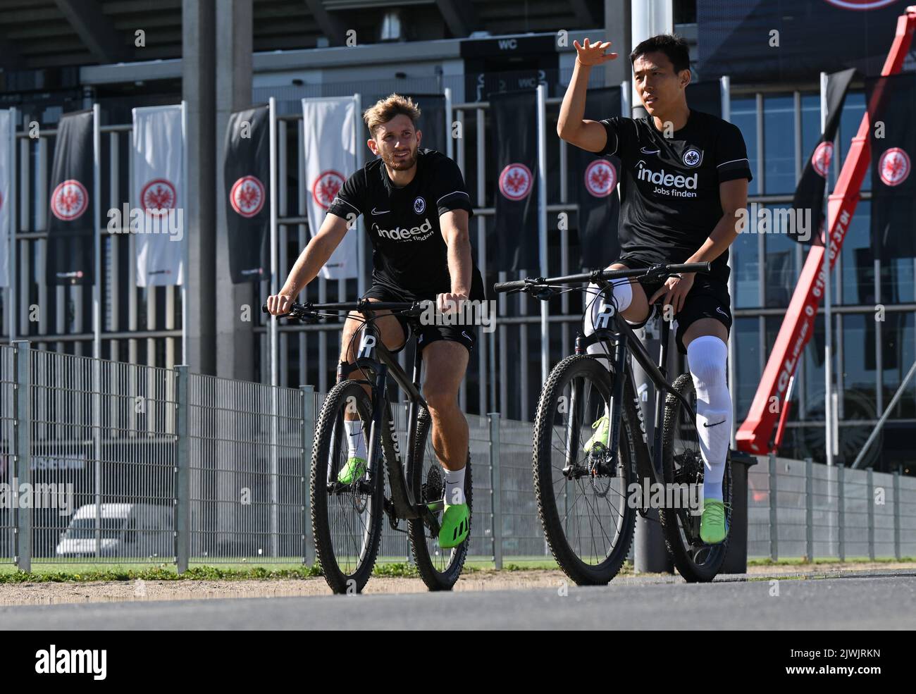 Hessen, Frankfurt, 06 September 2022, Soccer: Champions League, before ...