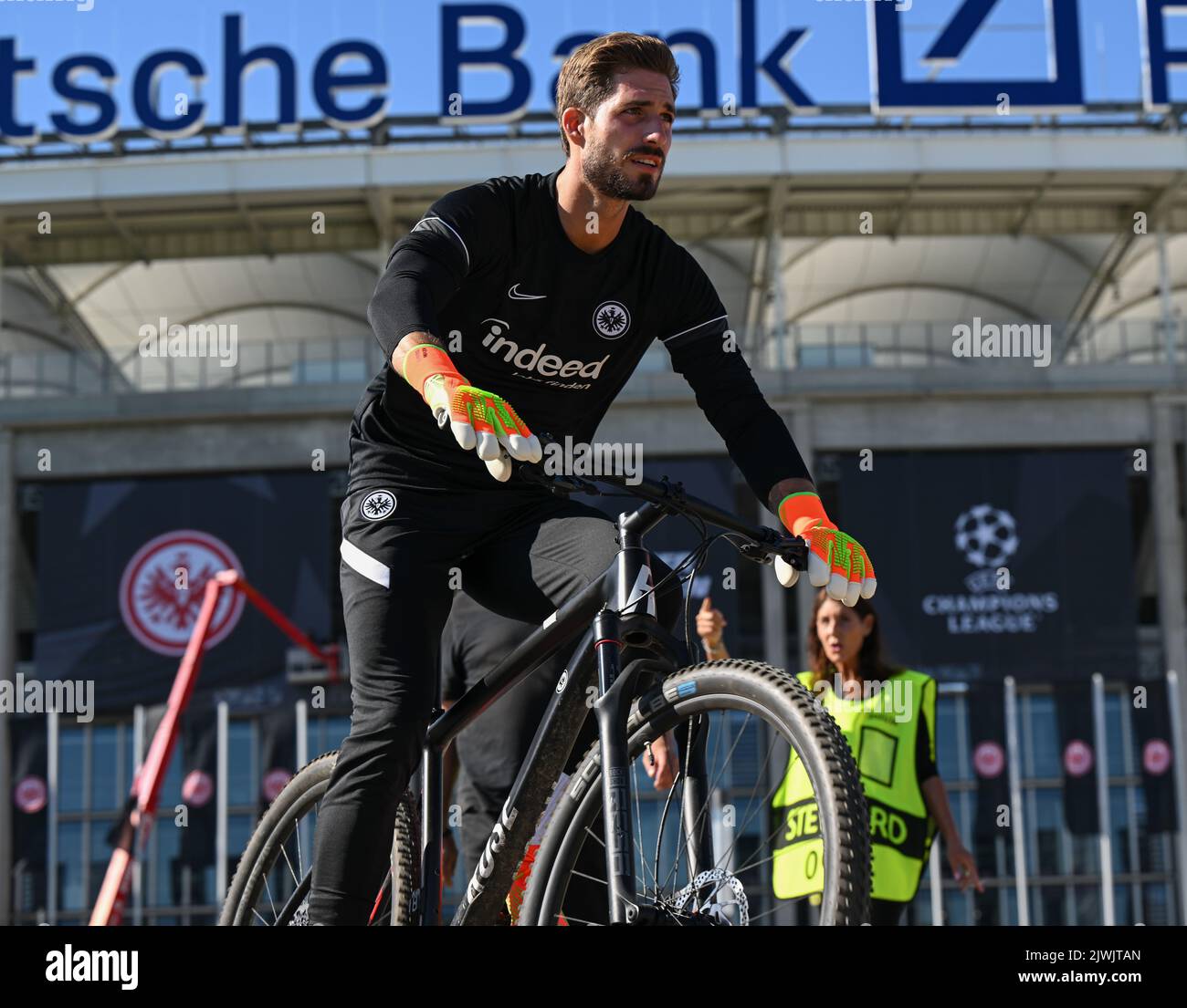 Hessen, Frankfurt, 06 September 2022, Soccer: Champions League, before ...