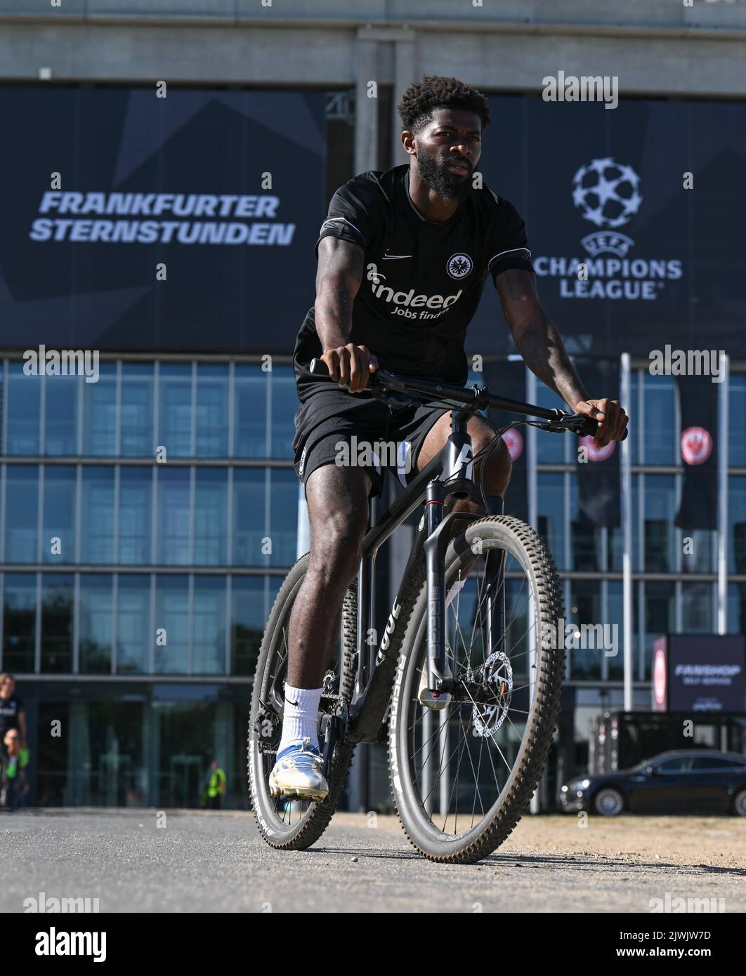 Hessen, Frankfurt, 06 September 2022, Soccer: Champions League, before ...