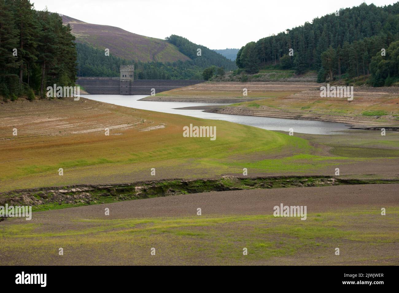 Howden Reservoir reservoir Upper Derwent Valley Derbyshire England ...
