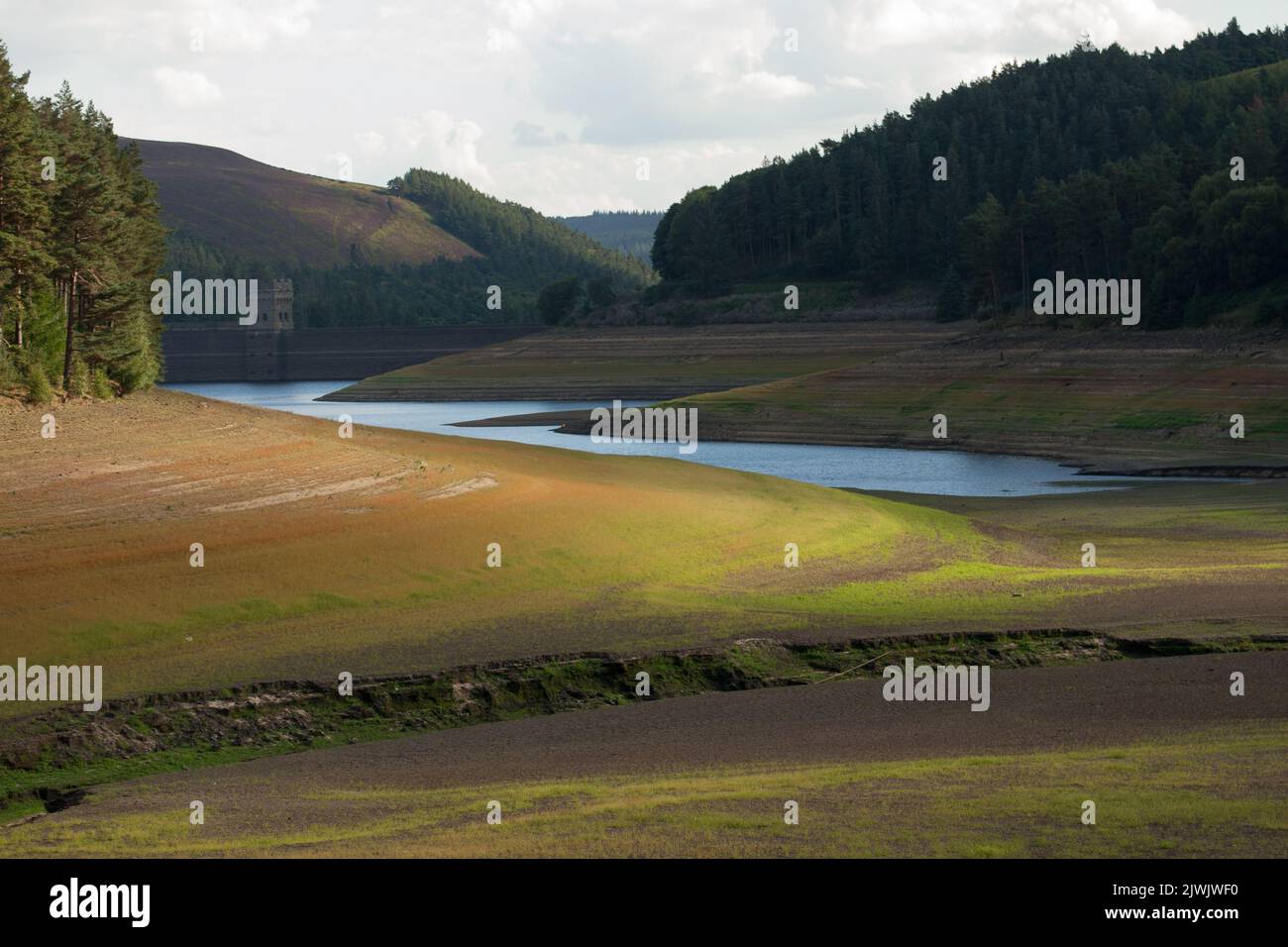 Howden Reservoir reservoir Upper Derwent Valley Derbyshire England ...