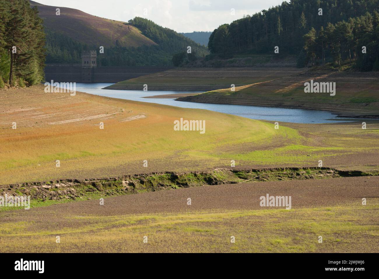 Howden Reservoir reservoir Upper Derwent Valley Derbyshire England ...