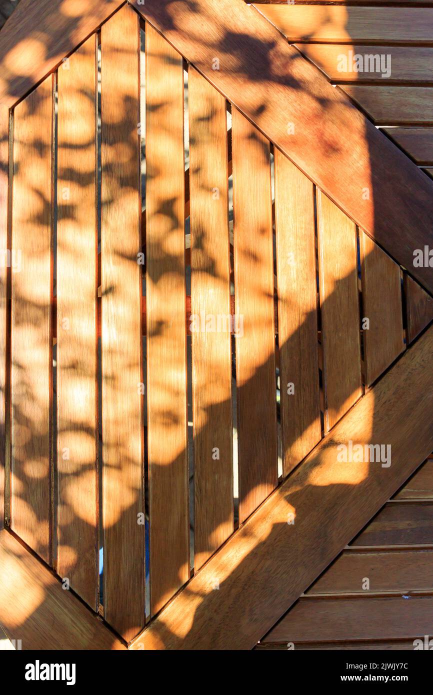 Table top shadows hi-res stock photography and images - Alamy